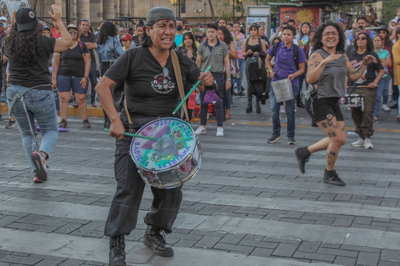“Nuestra mera existencia supone un desafío al sistema”: realizan onceava marcha lésbica en ...