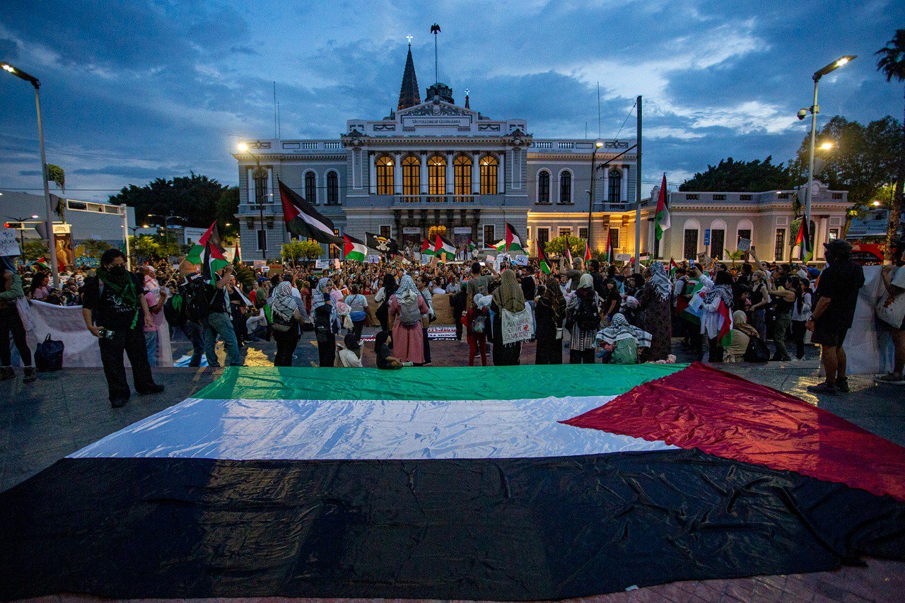 Guadalajara marcha por Palestina: denuncian dos años de genocidio y exigen romper relaciones con ...